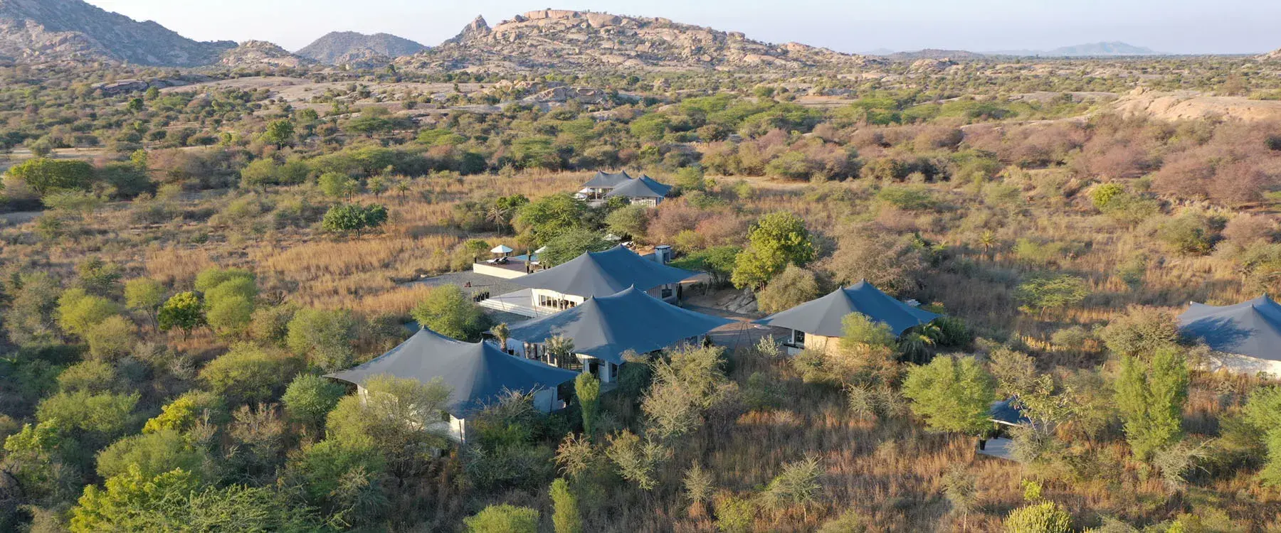 Sujan Jawai, Indien: Leoparden-Safari in stilvollem Camp